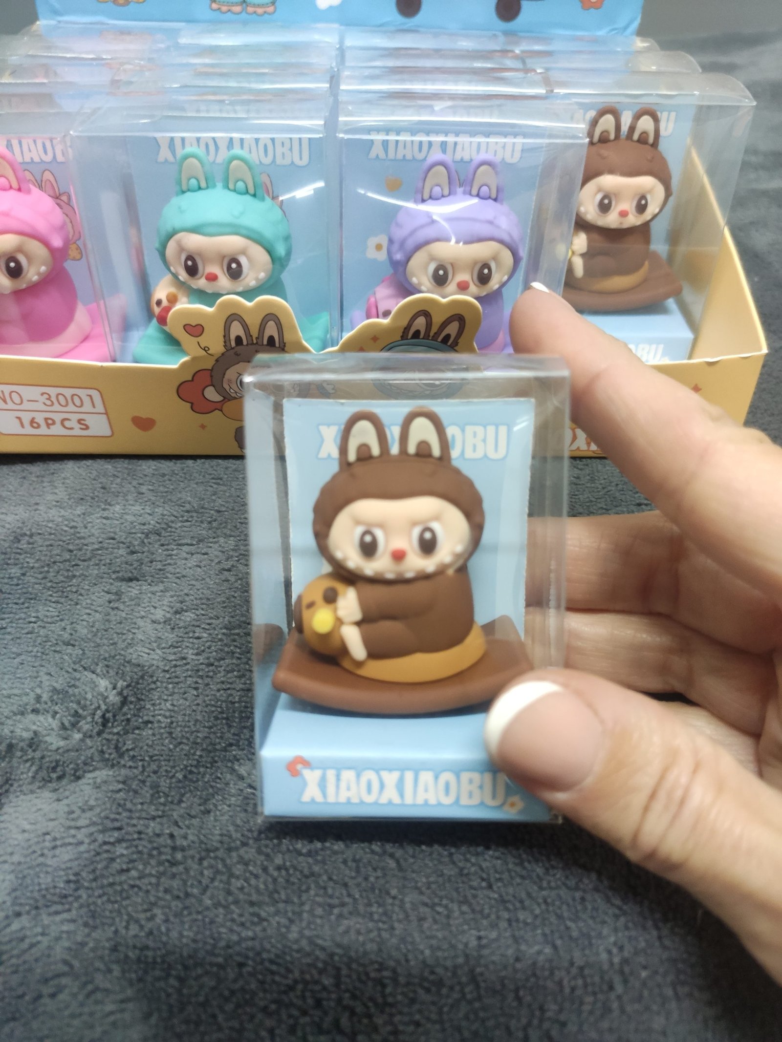 Sacapuntas labubu marron - Cosméticos mi María